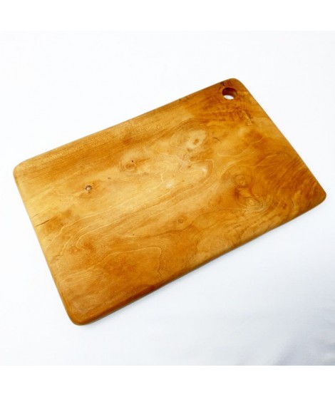 Tagliere in legno particolare per antipasti o aperitivi esotici.